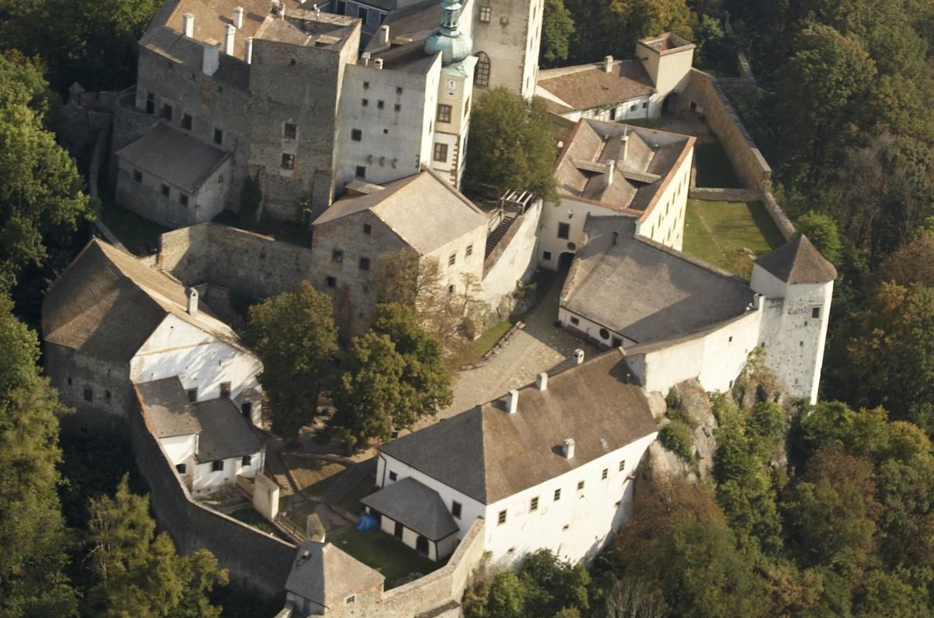 Kudy z nudy - Hrad Buchlov - jeden z nejstarších a nejmohutnějších ...