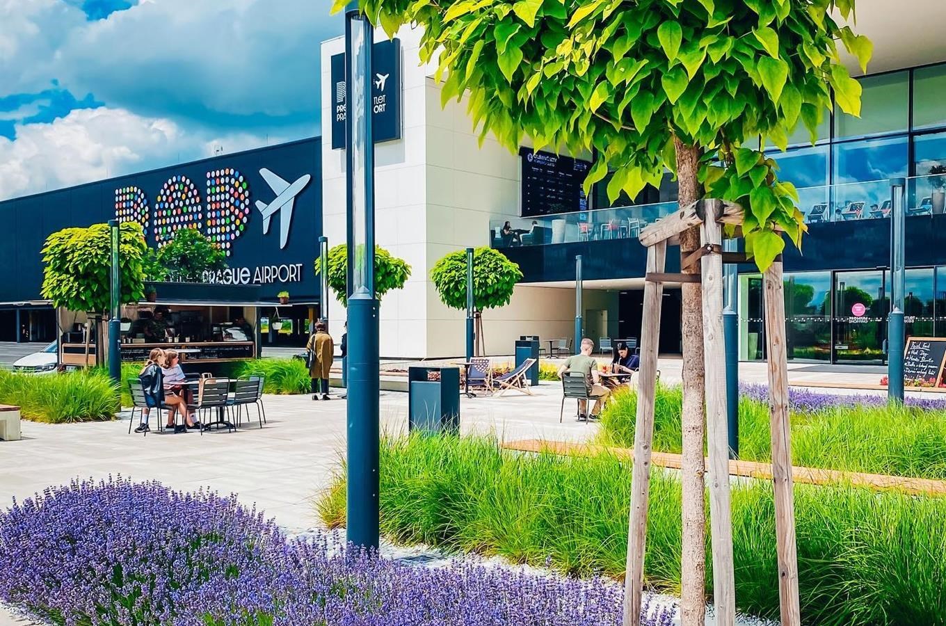 Kudy z nudy - Premium Outlet Prague Airport zahajuje sezónu - přijďte ...