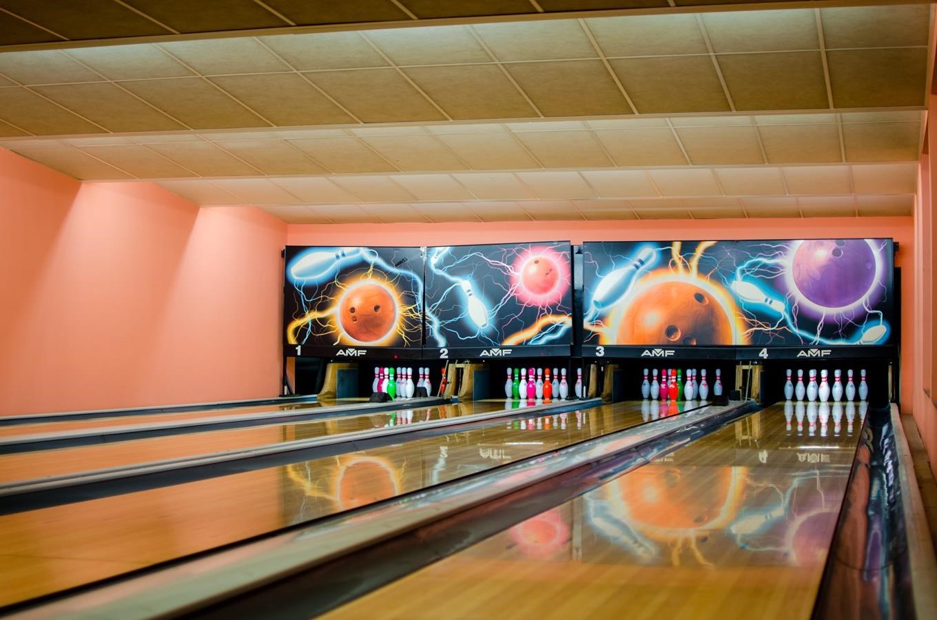 Kudy z nudy - Victoria Bowling na Žižkově