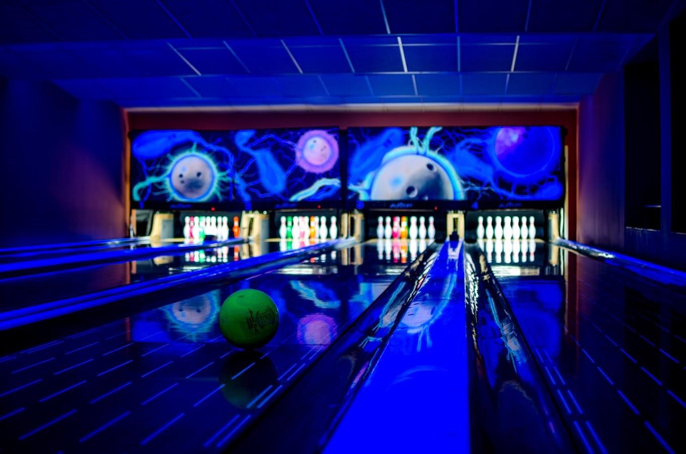 Kudy z nudy - Victoria Bowling na Žižkově