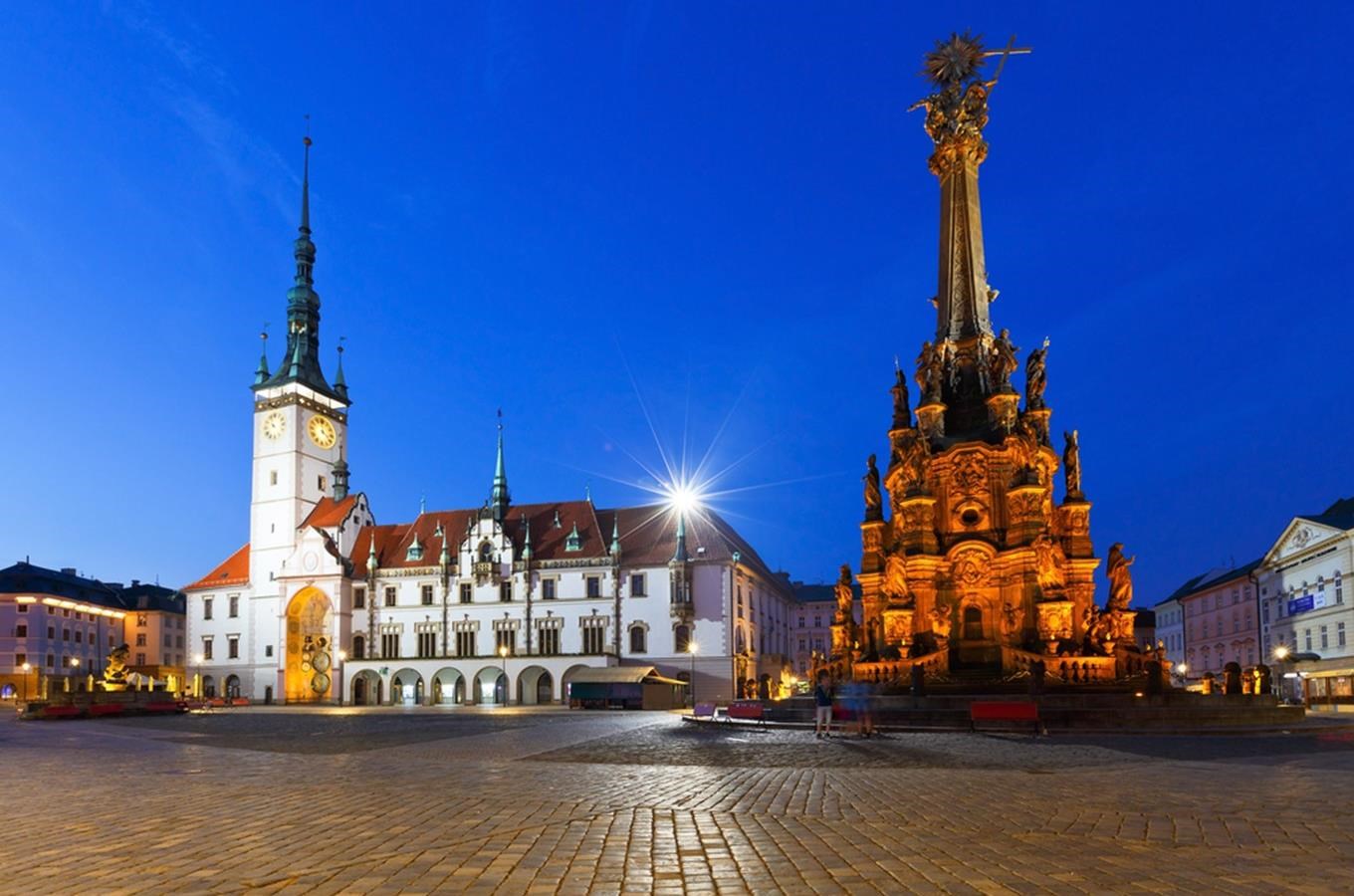 Kudy z nudy - Monumentální barokní sloup Nejsvětější Trojice v Olomouci