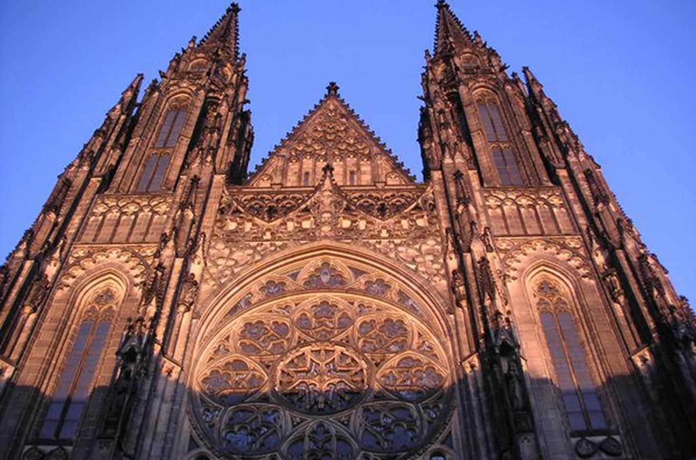 Kudy z nudy - Katedrála sv. Víta v Praze - absolutní vrchol gotické ...