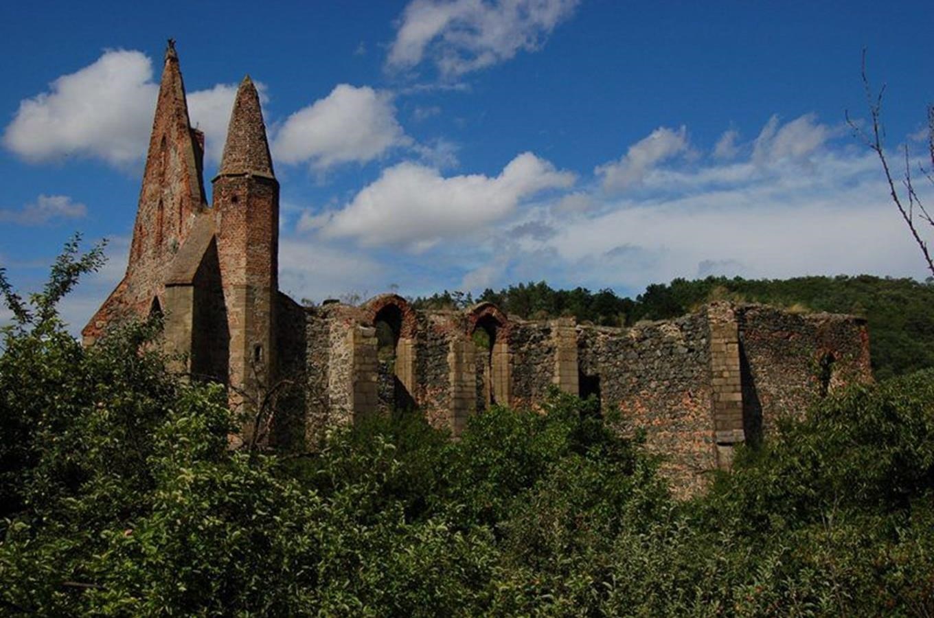 Kudy z nudy - Noční prohlídka kláštera Rosa Coeli