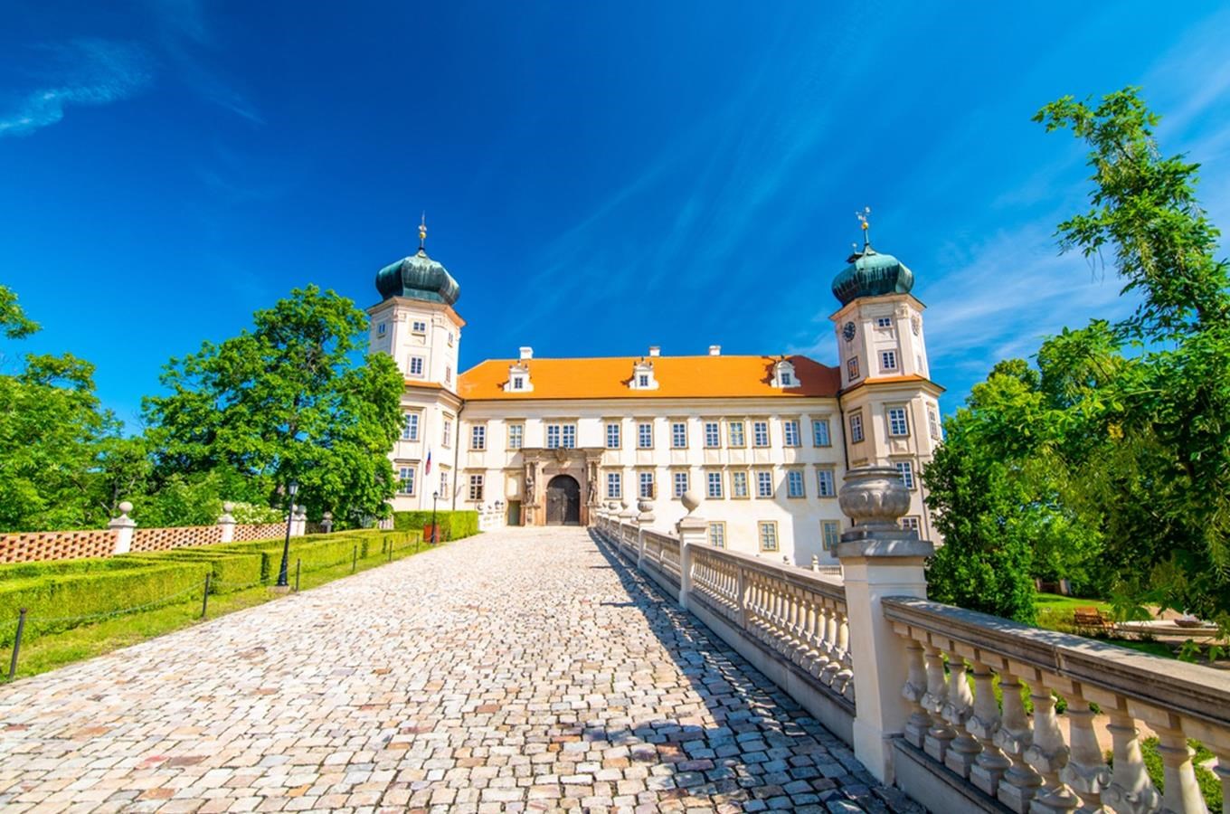 Kudy z nudy - Mníšek pod Brdy