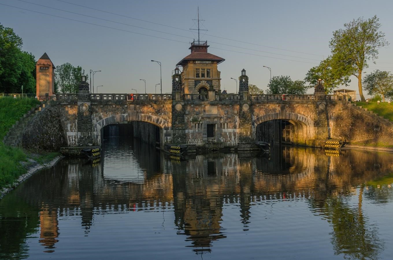 Kudy z nudy - Zdymadlo Hořín na Vltavě - kanál Mělník
