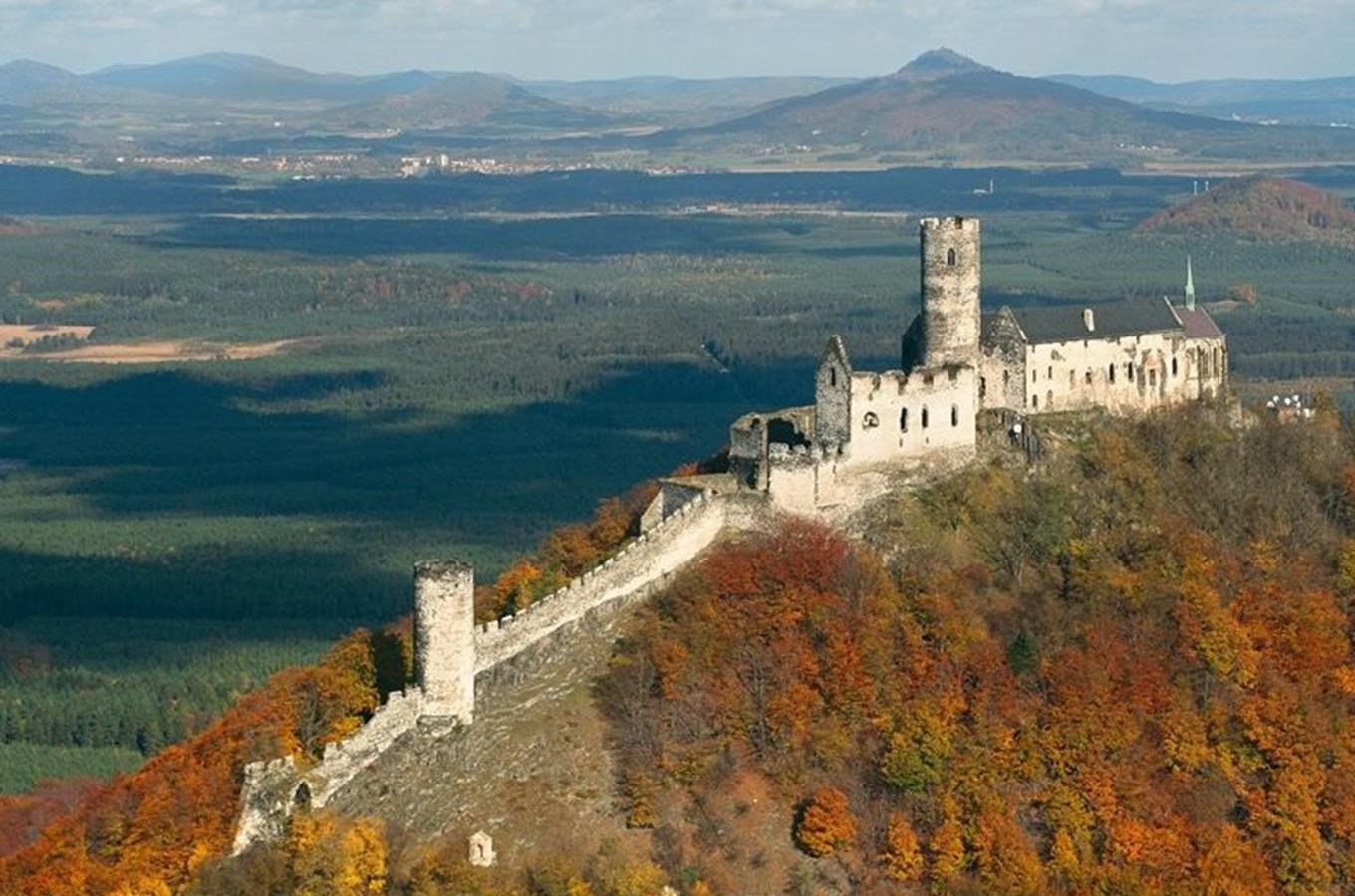 Kudy z nudy - Hrad Bezděz vystaví svůj poklad - vzácné dřevořezby z ...