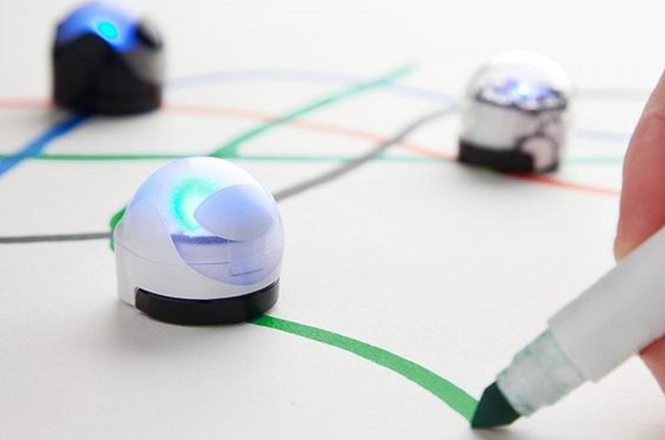 Kudy z nudy - Vánoční workshop s Ozoboty