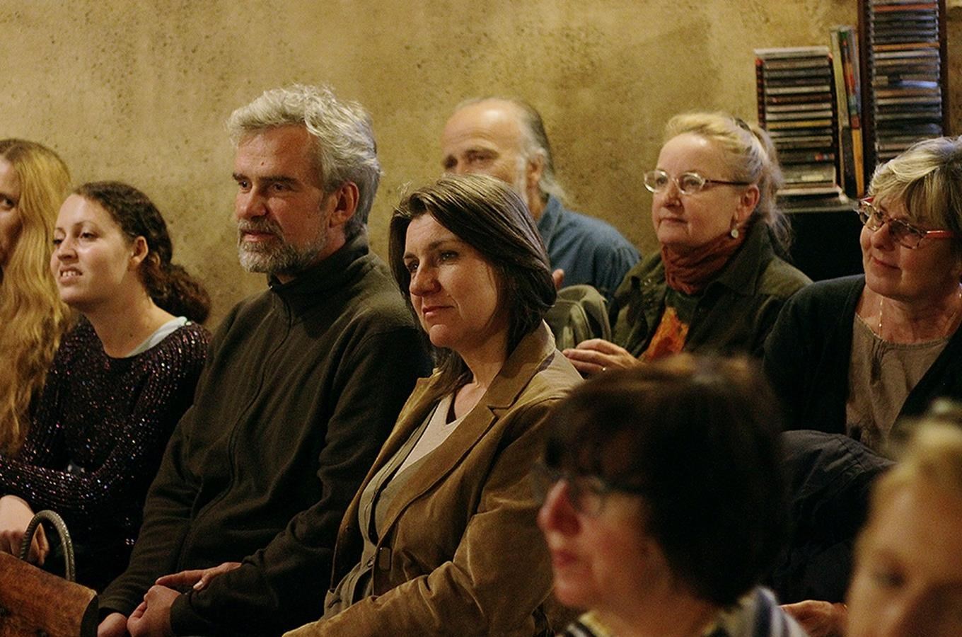 Kudy z nudy - Klub Opido v Kamenici - netradiční prostor v přírodním domě