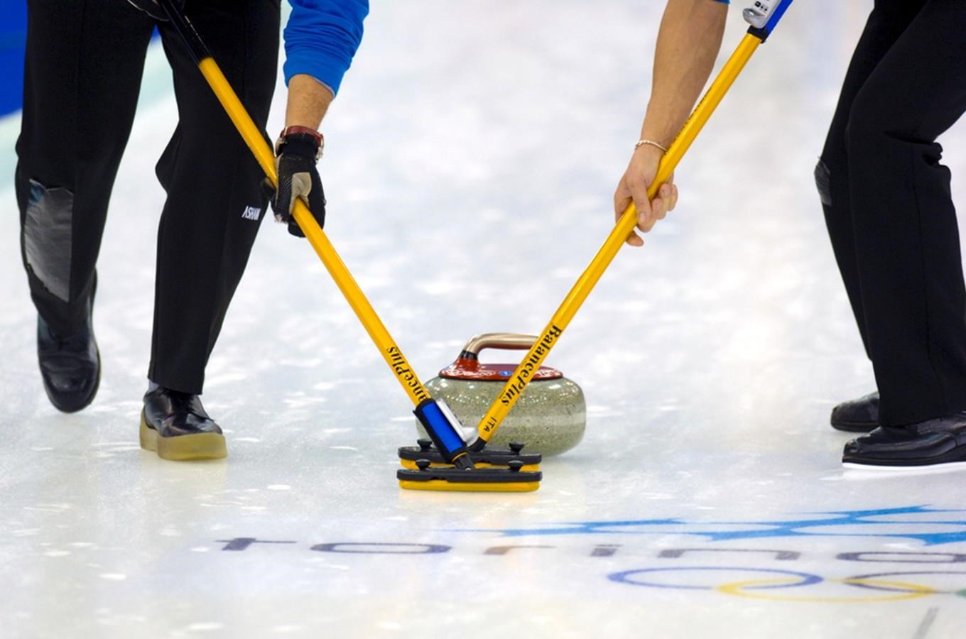 Kudy z nudy - Curling pro veřejnost v Brně