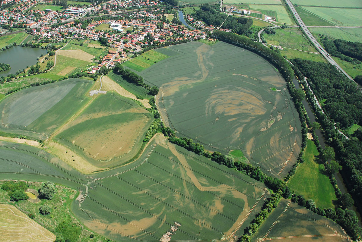 Kudy z nudy - Rod Slavníkovců z Libice nad Cidlinou - nejstarší ...
