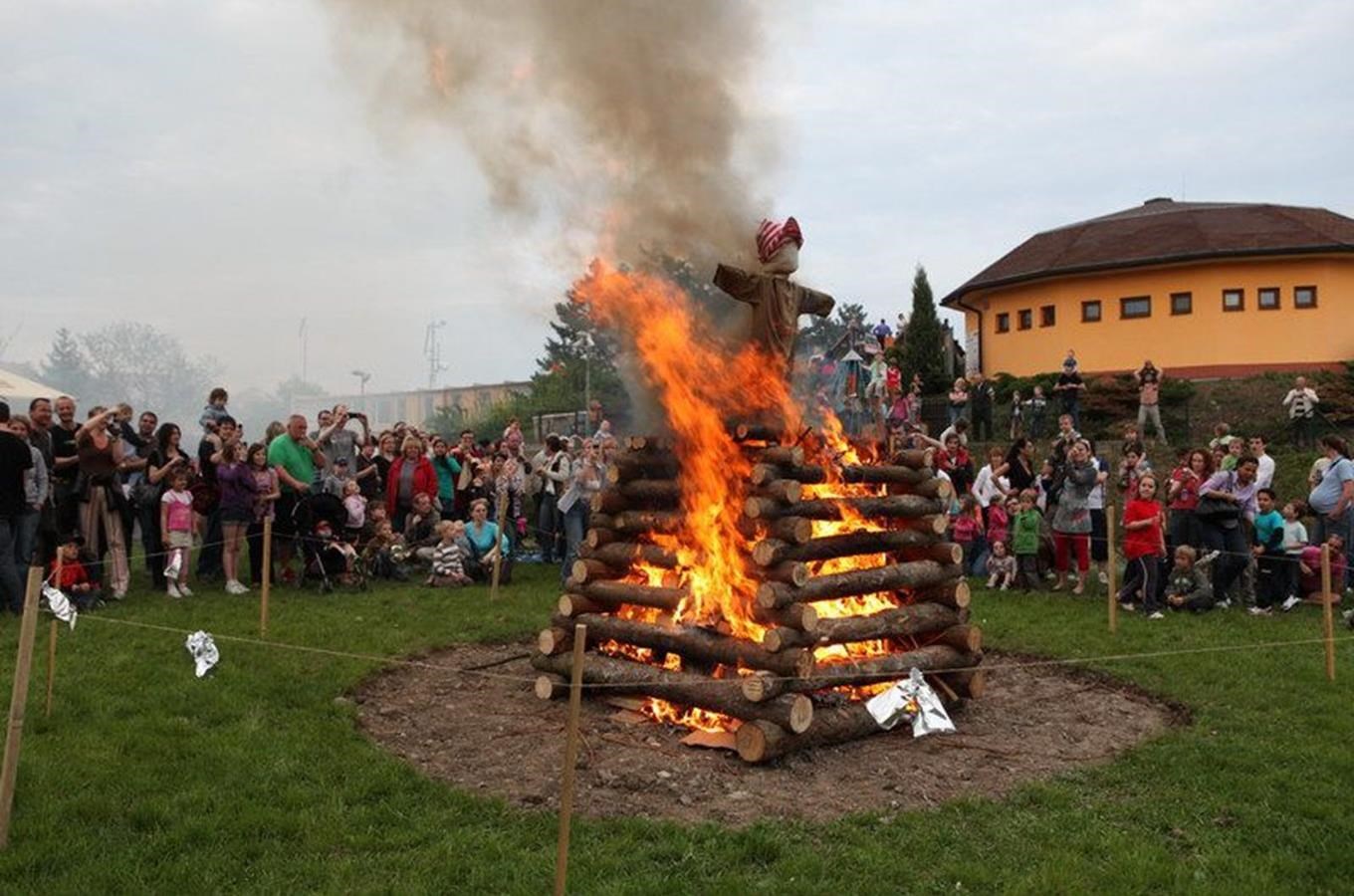 Kudy z nudy - Pálení čarodějnic