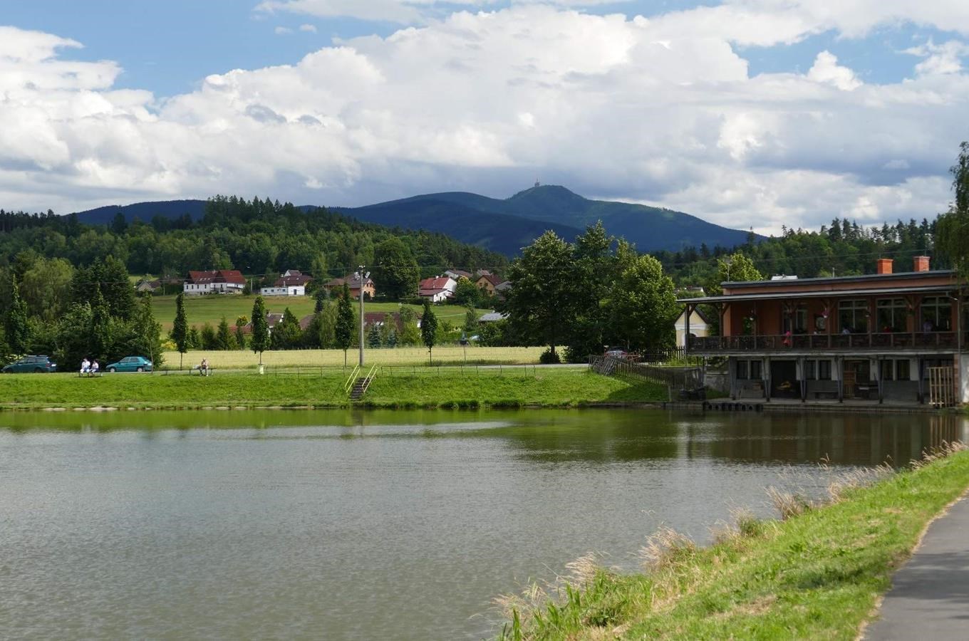 Kudy z nudy - Autokemp a přehrada Baška