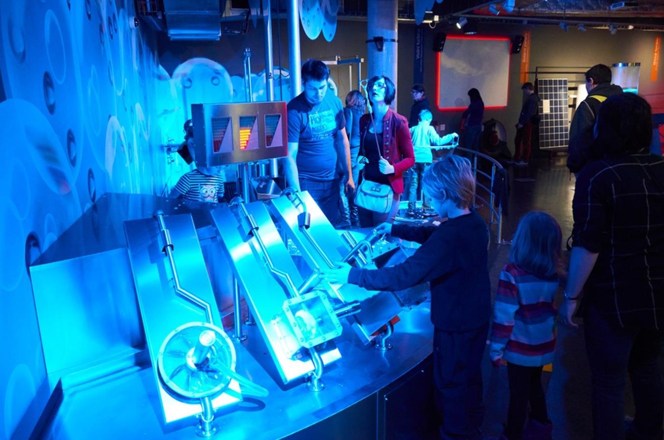 Kudy z nudy - Science centrum iQlandia s planetáriem