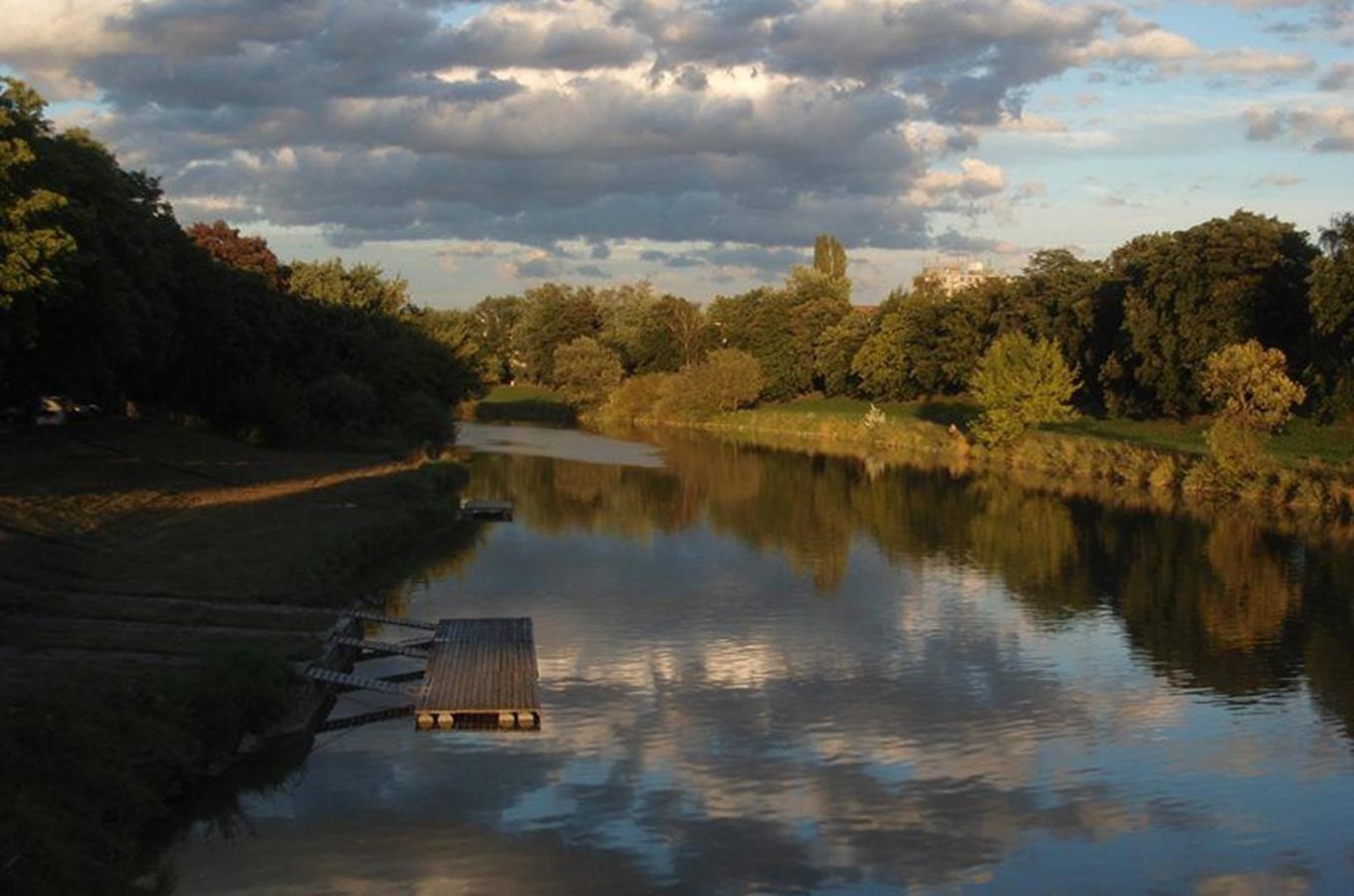 Kudy z nudy - Řeka Bečva – řeka sjízdná po celý rok