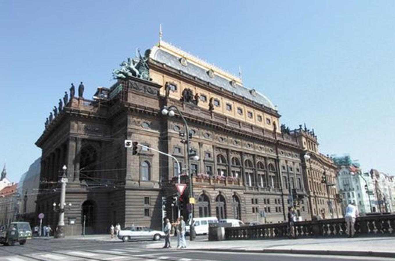 Kudy z nudy - Národní divadlo v Praze - Zlatá kaplička